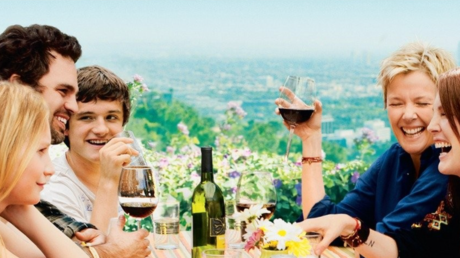 Roger Ebert Called Julianne Moore and Annette Bening "Superb" in This ...