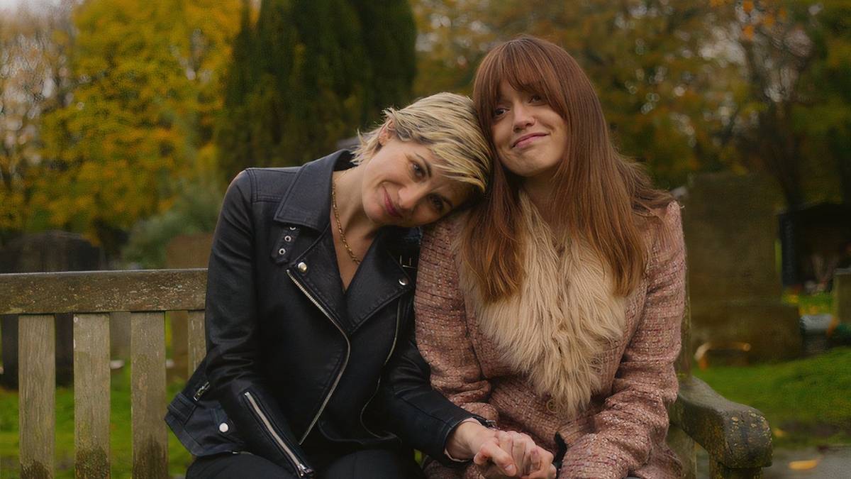 Jodie Whittaker and Aimee Lou Wood Fight for Justice in ‘Toxic Town ...