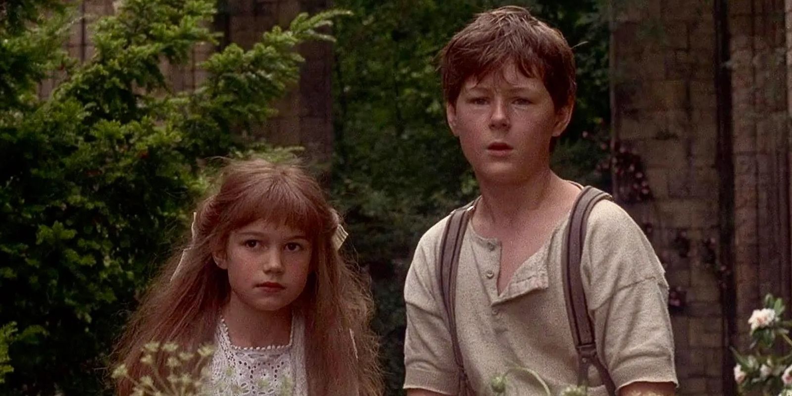 Over 30 Years Later This Gothic Coming Of Age Drama Remains A