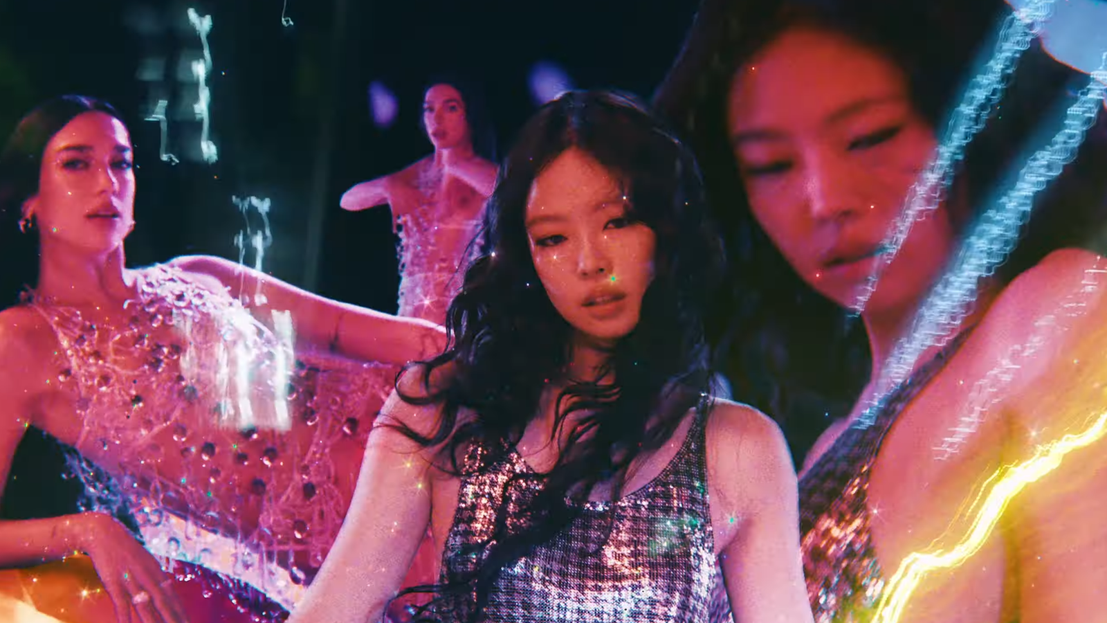 Jennie & Dua Lipa Unveil Dreamy ‘Handlebars’ Music Video