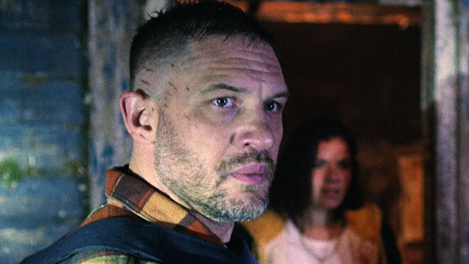 Tom Hardy’s Brutal 37% Rotten Tomatoes Action Film Is a Streaming ...