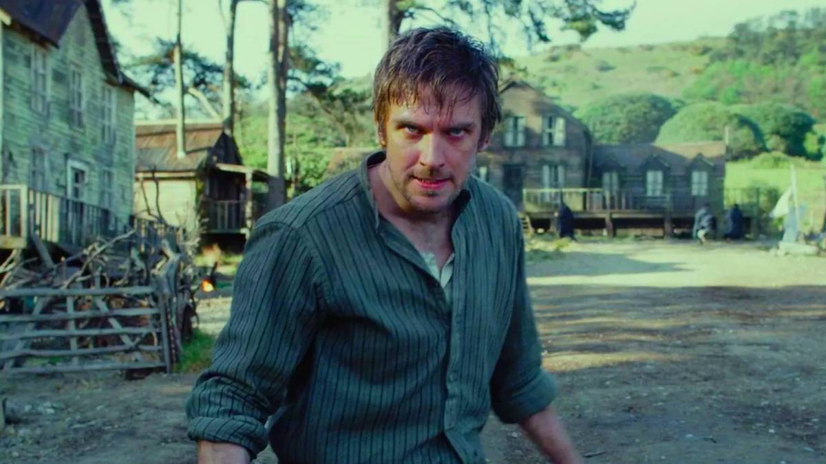 This Slow-Burn Dan Stevens Movie Has Way More Straight-Up Torture Than ...