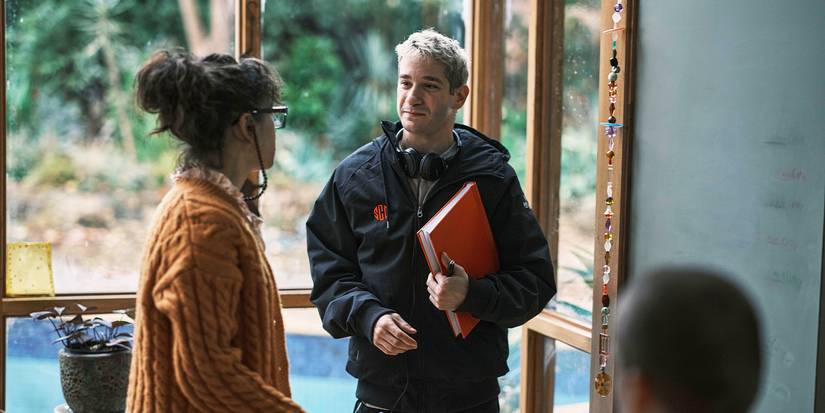 "She Was Terrifying To Approach on Set": Sally Hawkins Put the 'Bring ...