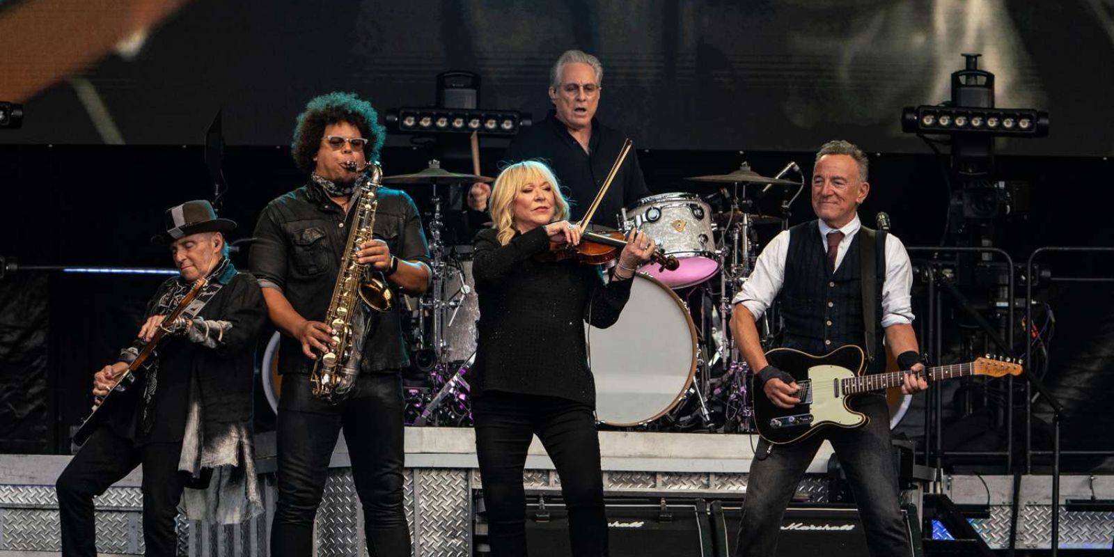 30 Years Ago One of Bruce Springsteen's Band Members Was Also Conan O ...