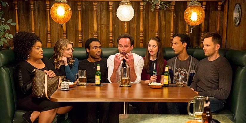 10 Best Quirky Sitcoms, Ranked