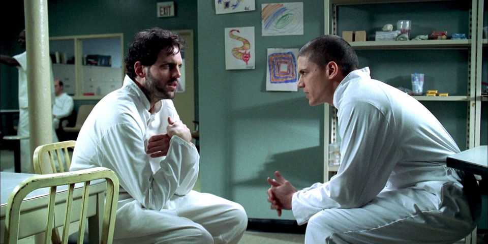 Hulu's 'Prison Break' Reboot Cast Gets Spooky With 'The Conjuring' and ...