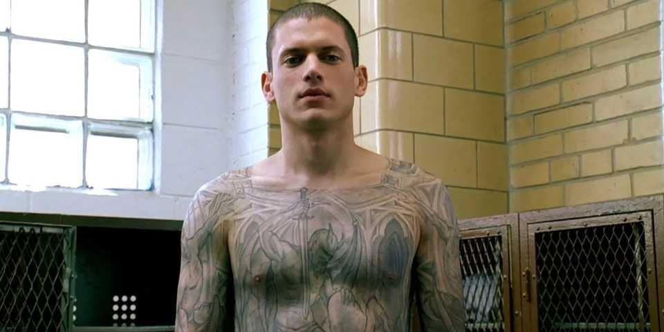 Hulu's 'Prison Break' Reboot Cast Gets Spooky With 'The Conjuring' and ...