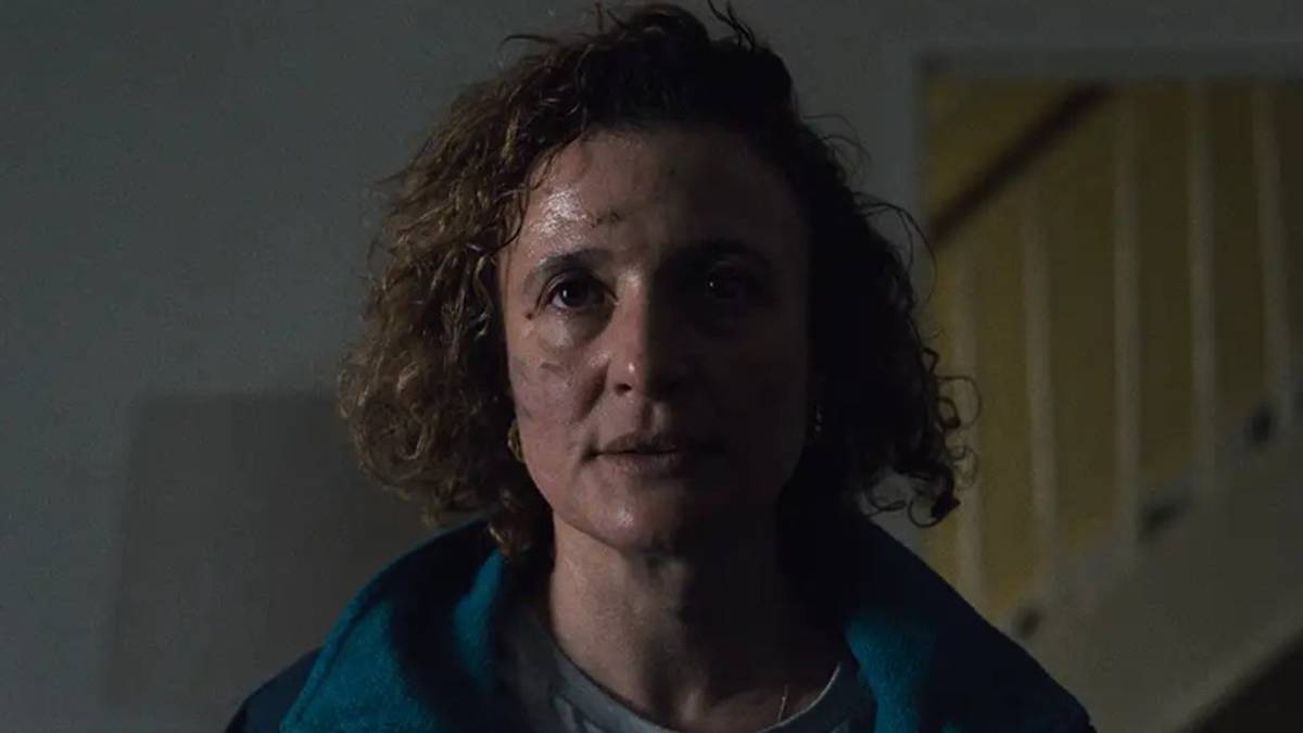 'Restless' Review: This Promising Thriller Goes Completely Off the ...