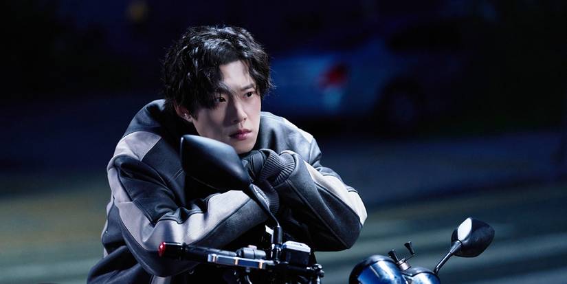'The Old Woman With the Knife' Review: Revenge Is Served With a Twist ...