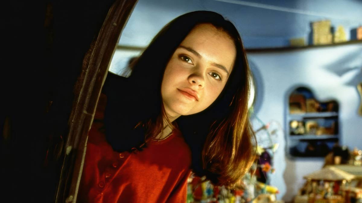 A Beloved '90s Family Classic With a 'Wednesday' Star Is About To Be ...