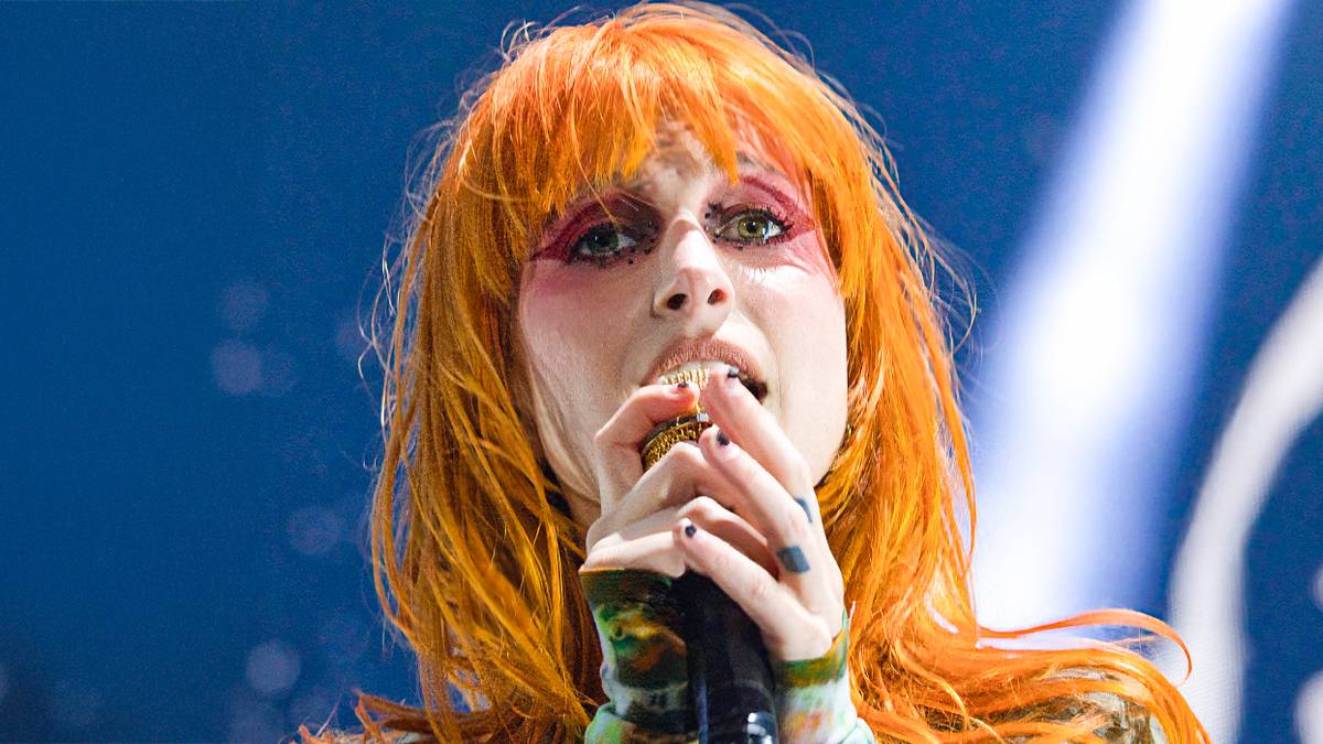 Fleetwood Mac’s Stevie Nicks Built a Legendary Legacy — Is Hayley ...