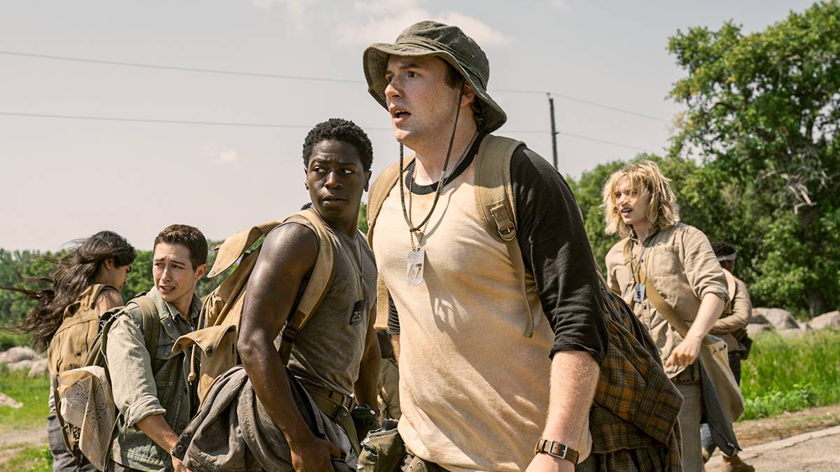 Cooper Hoffman Is Run Ragged in New Look at What Is Already Being ...