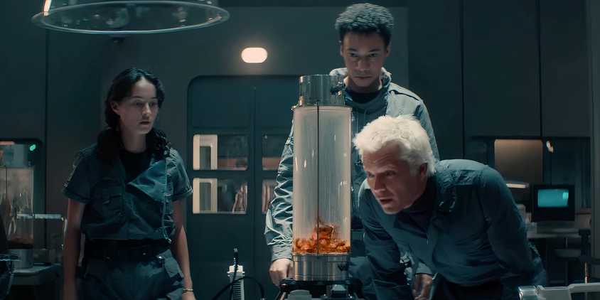 'Alien: Earth' Review: Noah Hawley's FX Sci-Fi Horror Series Explores the Franchise's Darkest ...