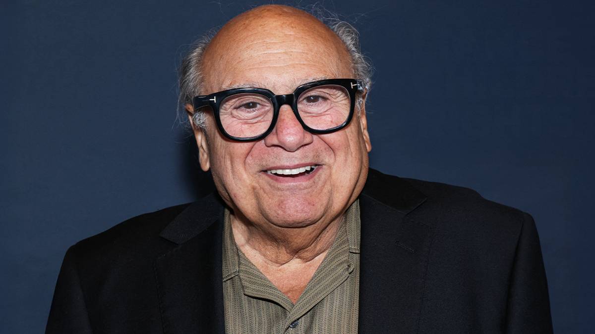 "License to Kill": Danny DeVito Confirms 'It's Always Sunny in ...