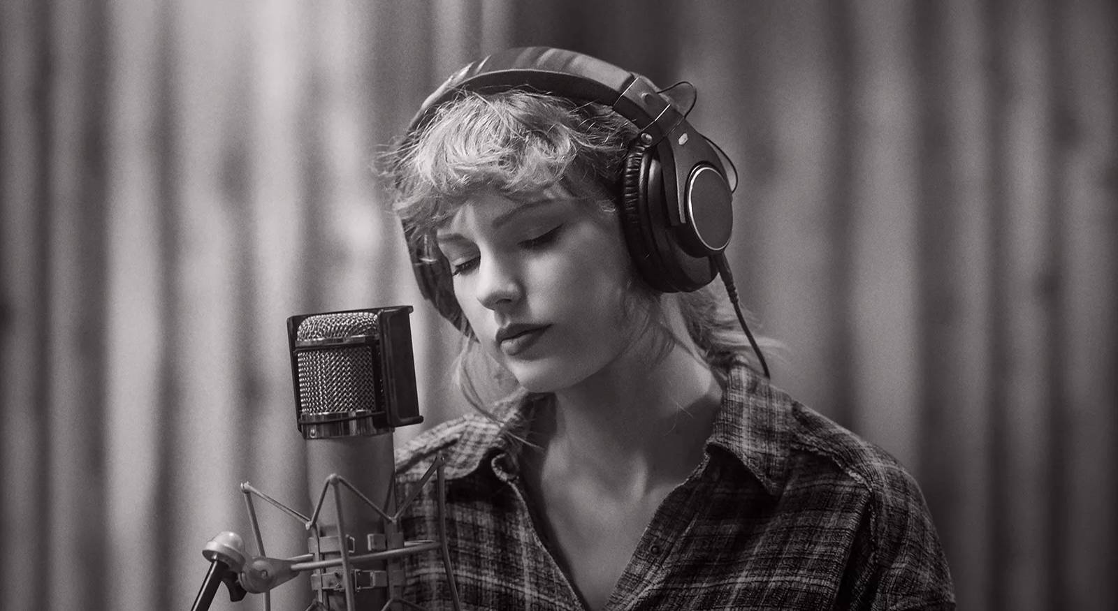 Taylor Swift’s 'Folklore' Album Sparked a Yearly Tradition Among ...