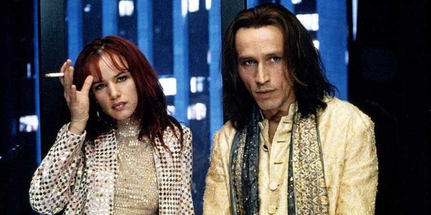 'Killer Klowns from Outer Space' Is a Cult Classic Sci-Fi Horror Comedy Now Streaming on Prime Video