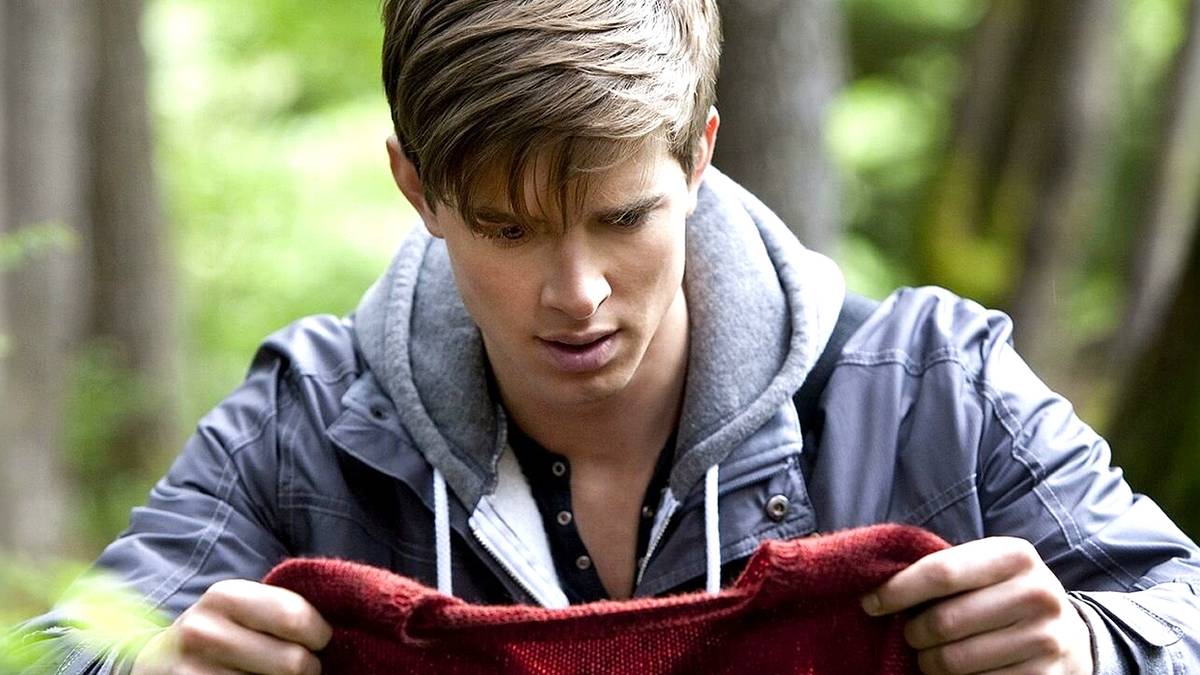 This 100% Rotten Tomatoes Cult Sci-Fi Series Was Cancelled for One of the Most Ridiculous ...