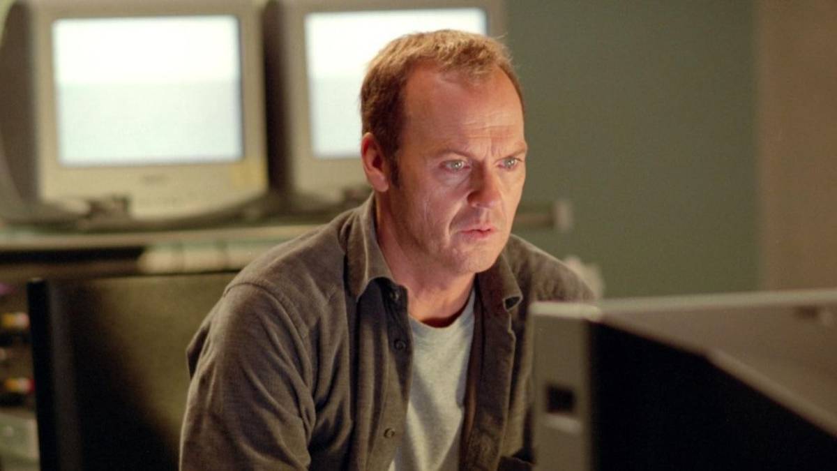 20 Years Later, Michael Keaton's Horror Defies Critics With Second Life ...