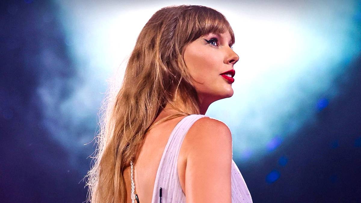 Taylor Swift Reveals New Album ‘The Life of a Showgirl’ in Travis Kelce’s New Heights Podcast Clip