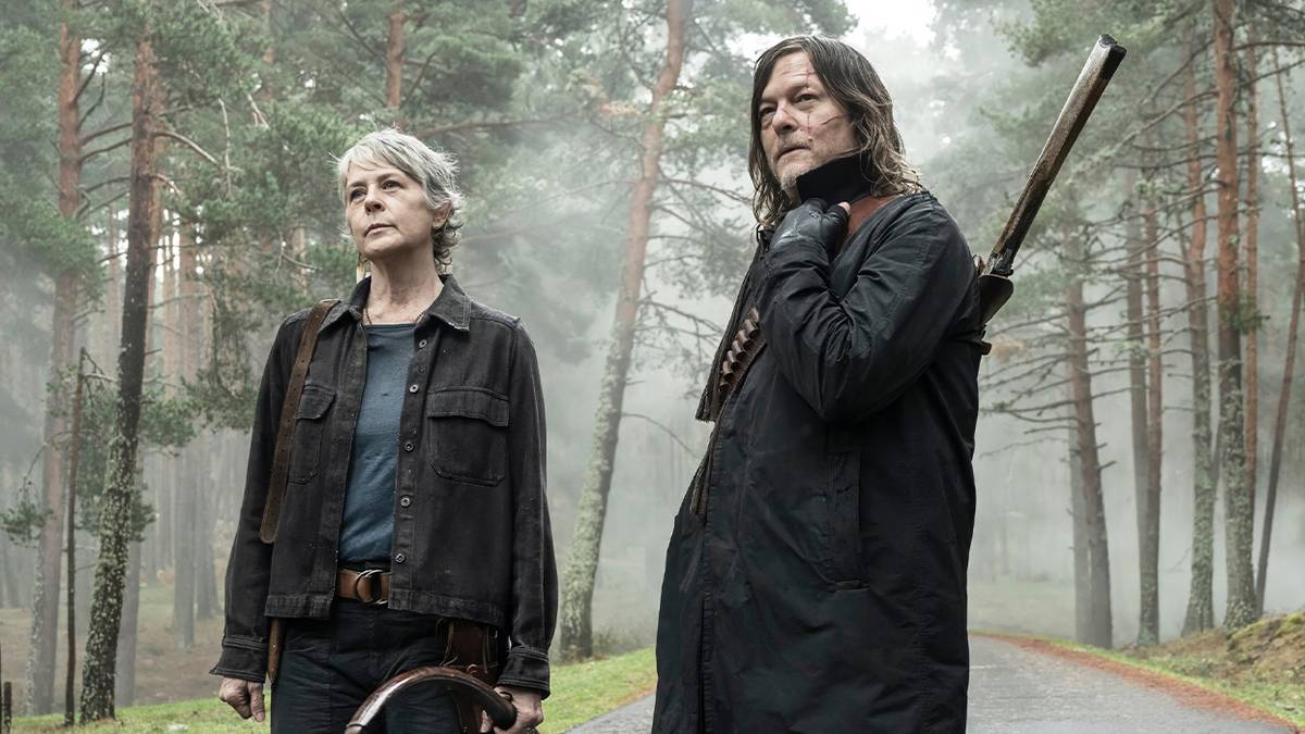 Norman Reedus and Melissa McBride Welcome Fans to Spain in New Look at ...