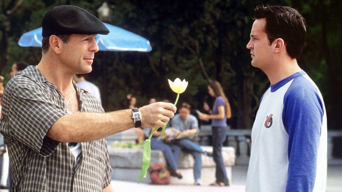 Bruce Willis' 43% Rotten Tomatoes Action-Comedy Is Now Streaming for Free