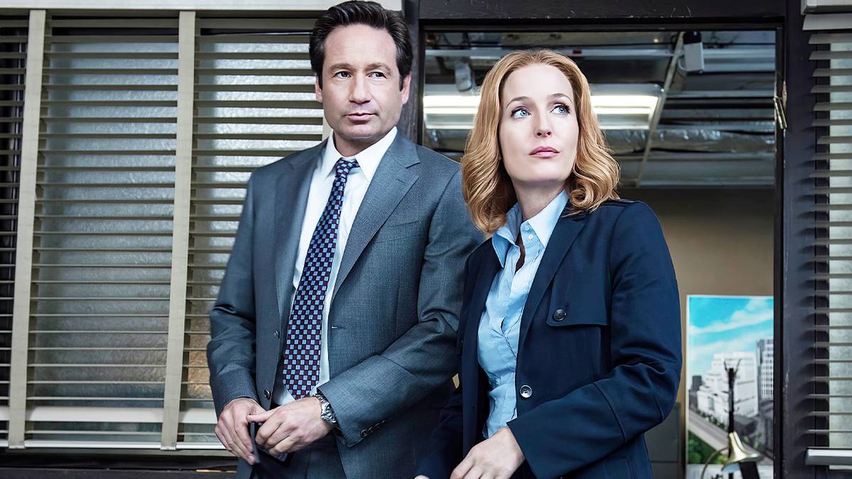 'X-Files' Star Gillian Anderson Was Uncomfortable Filming This Scene ...