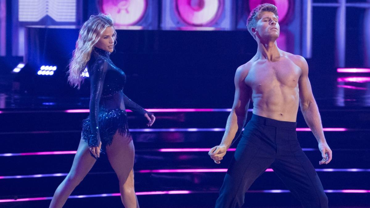 After 34 Seasons, ‘Dancing With the Stars’ Still Can’t Fix Its Biggest ...
