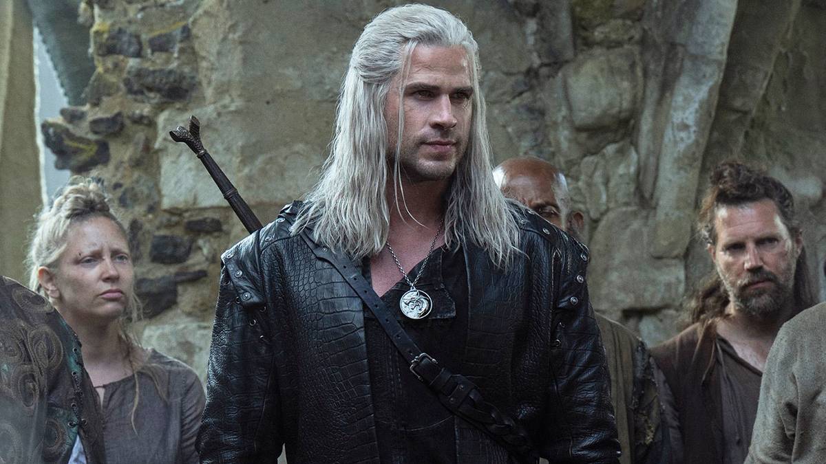 Liam Hemsworth's Geralt in 'The Witcher' Is Vastly Different From Henry ...