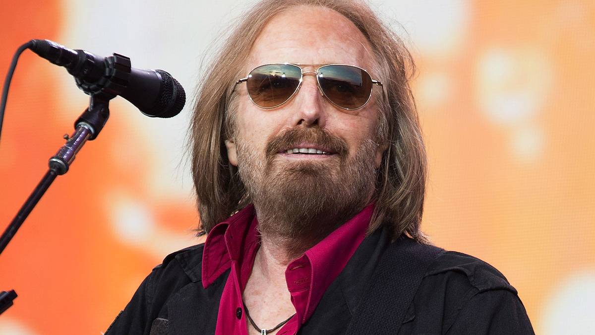 Eight Years Ago Today, This Rock Legend Died Just One Week After His ...