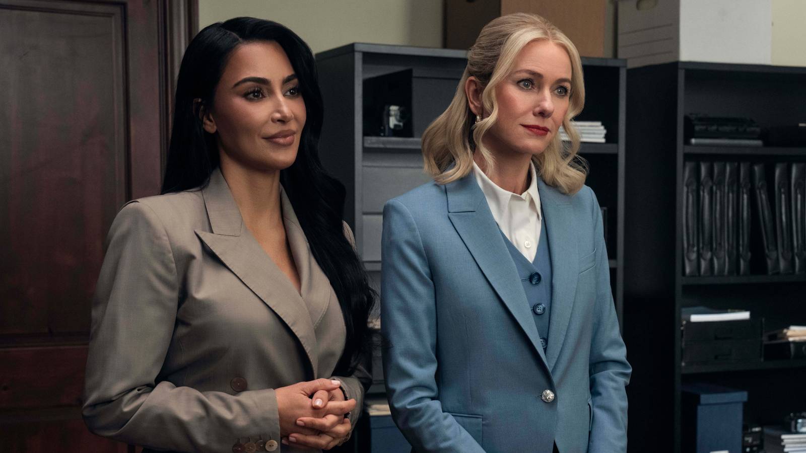 ‘All’s Fair’ Review: Kim Kardashian Girlbosses Too Close to the Sun in ...