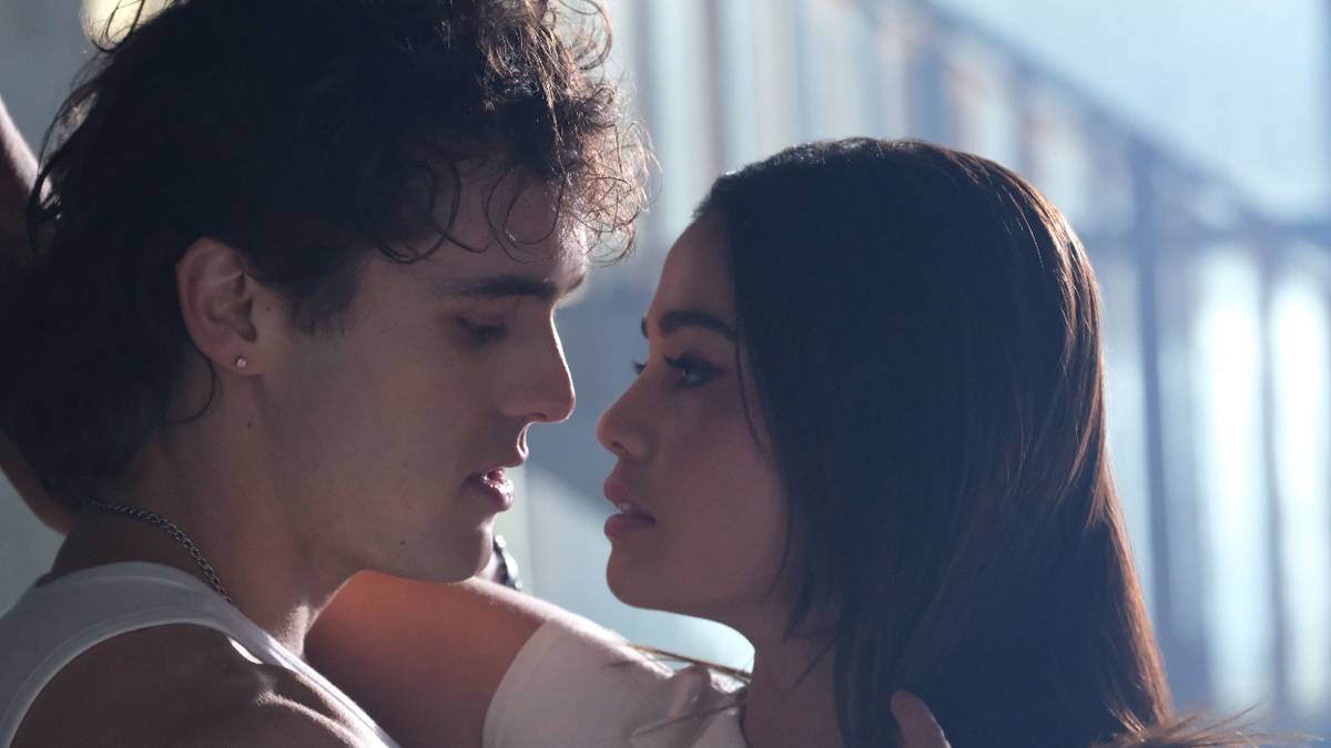 Return to the Field With Siena Agudong and Noah Beck in Romantic New ...