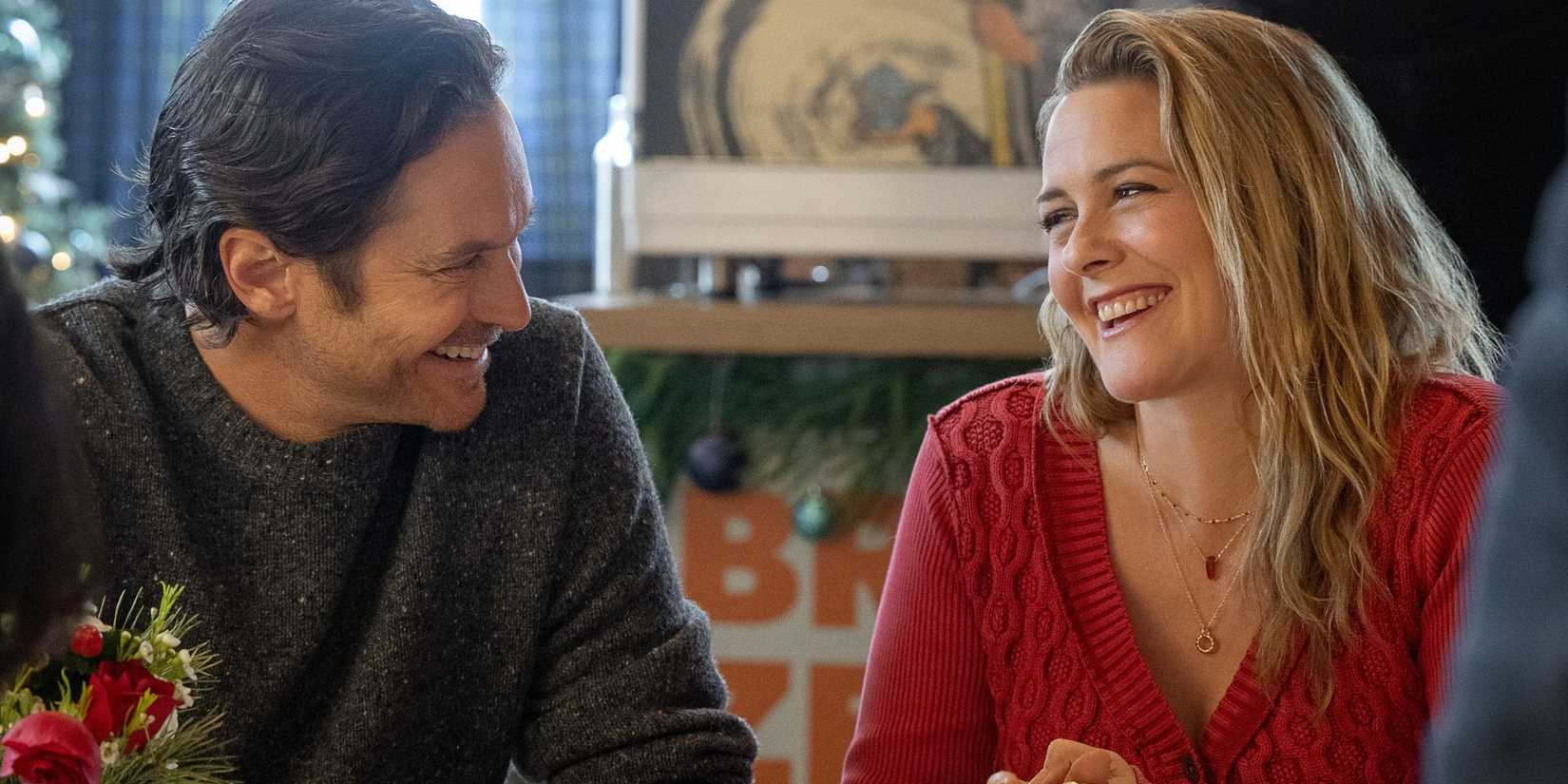 ‘A Merry Little Ex-Mas’ Review: Alicia Silverstone and Melissa Joan ...