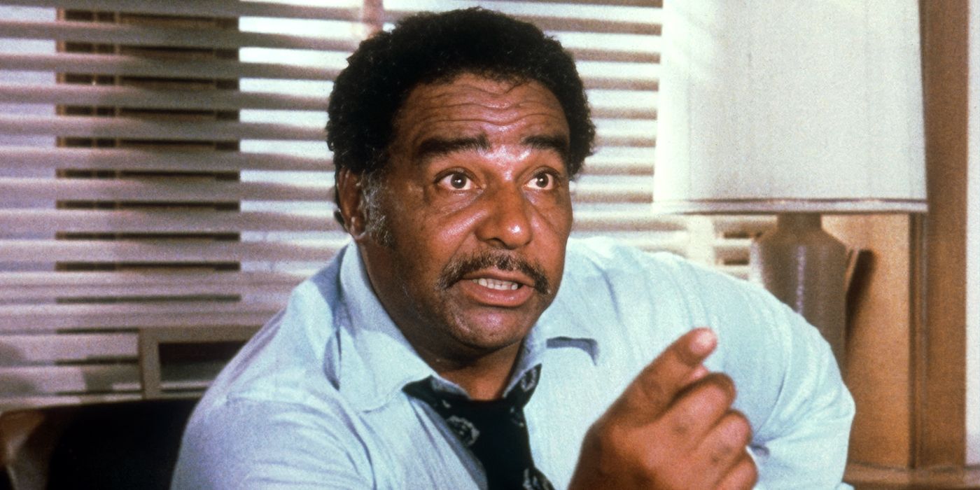 Owen Wilson Is Man's Best Superfriend in 'Charlie the Wonderdog ...