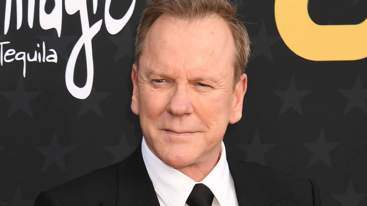 Kiefer Sutherland's '80s Classic That Reinvented the Vampire Movie Is a ...