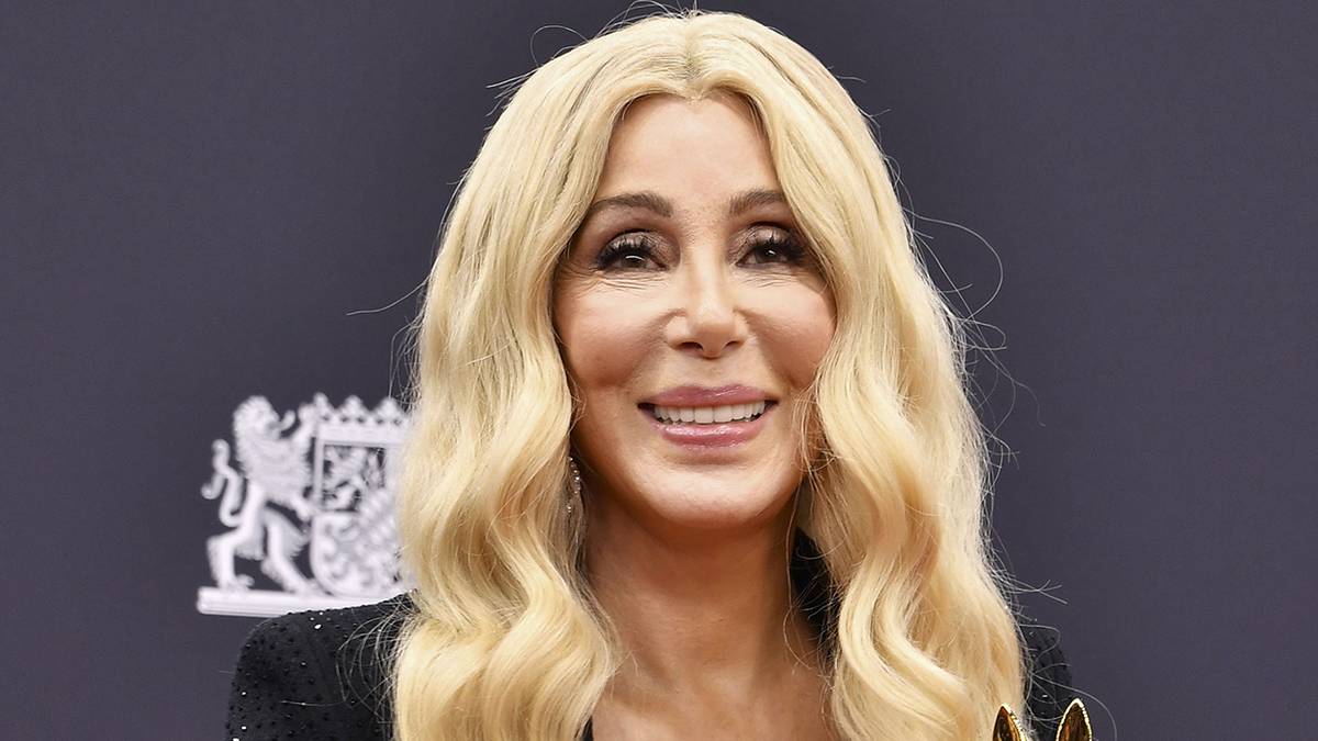 With Cher Hosting ‘SNL’ Soon, Her 40-Year-Old Masterclass Still Defines ...