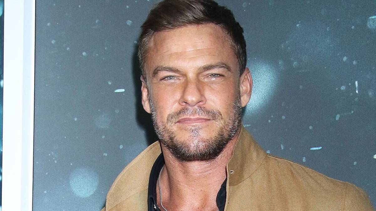 Alan Ritchson's Disastrous 2025 Action-Comedy Is Back on the Streaming ...