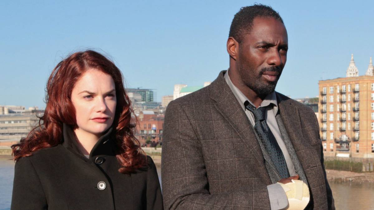 ‘Luther’ Star Confirms Return in Netflix’s British Mystery Movie ...