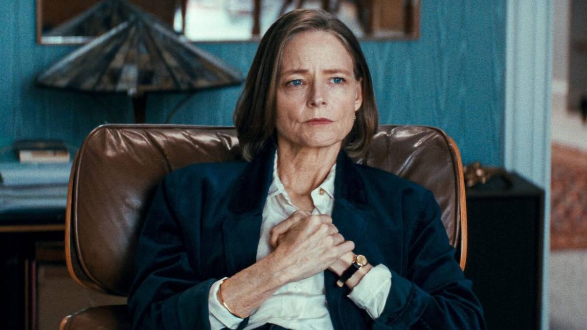 'A Private Life' Review: Jodie Foster Rescues This Strange, Convoluted ...