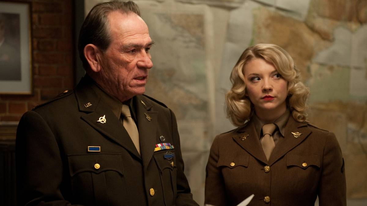 10 Superhero Movies You Didn't Realize Had Future A-List Stars