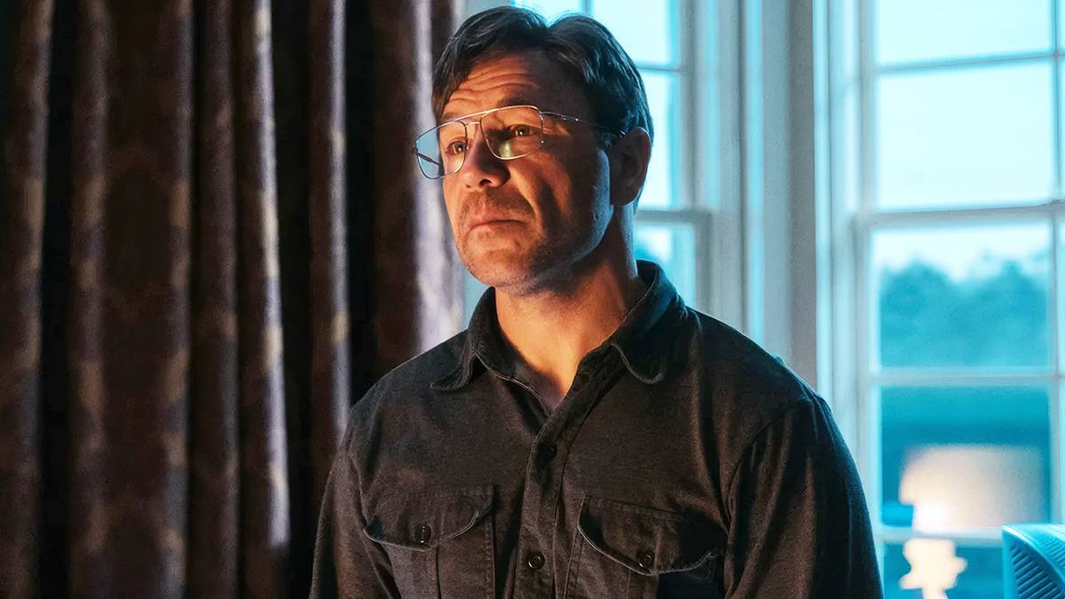 Stephen Graham Has a ‘MobLand’ Star Locked in His Basement in First ...