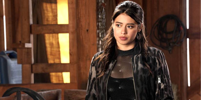 This Overlooked Sci-Fi Mystery Show Puts a Crazy Spin on One of America ...