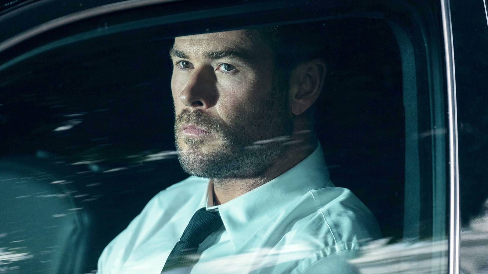First Reactions Name Chris Hemsworth’s New Heist Thriller as “The First ...