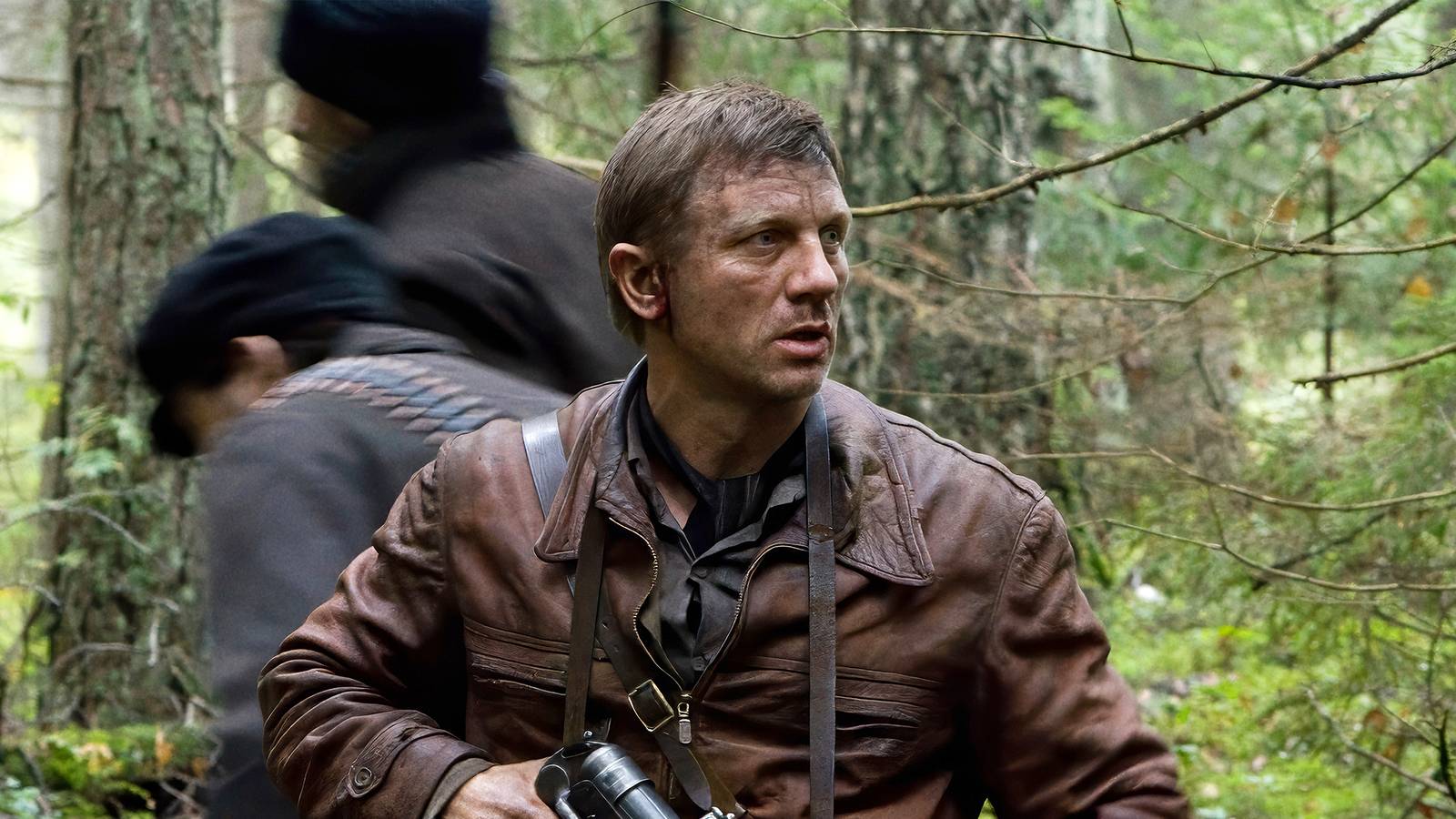 18 Years Later, Daniel Craig’s Forgotten 137-Minute World War II Epic ...