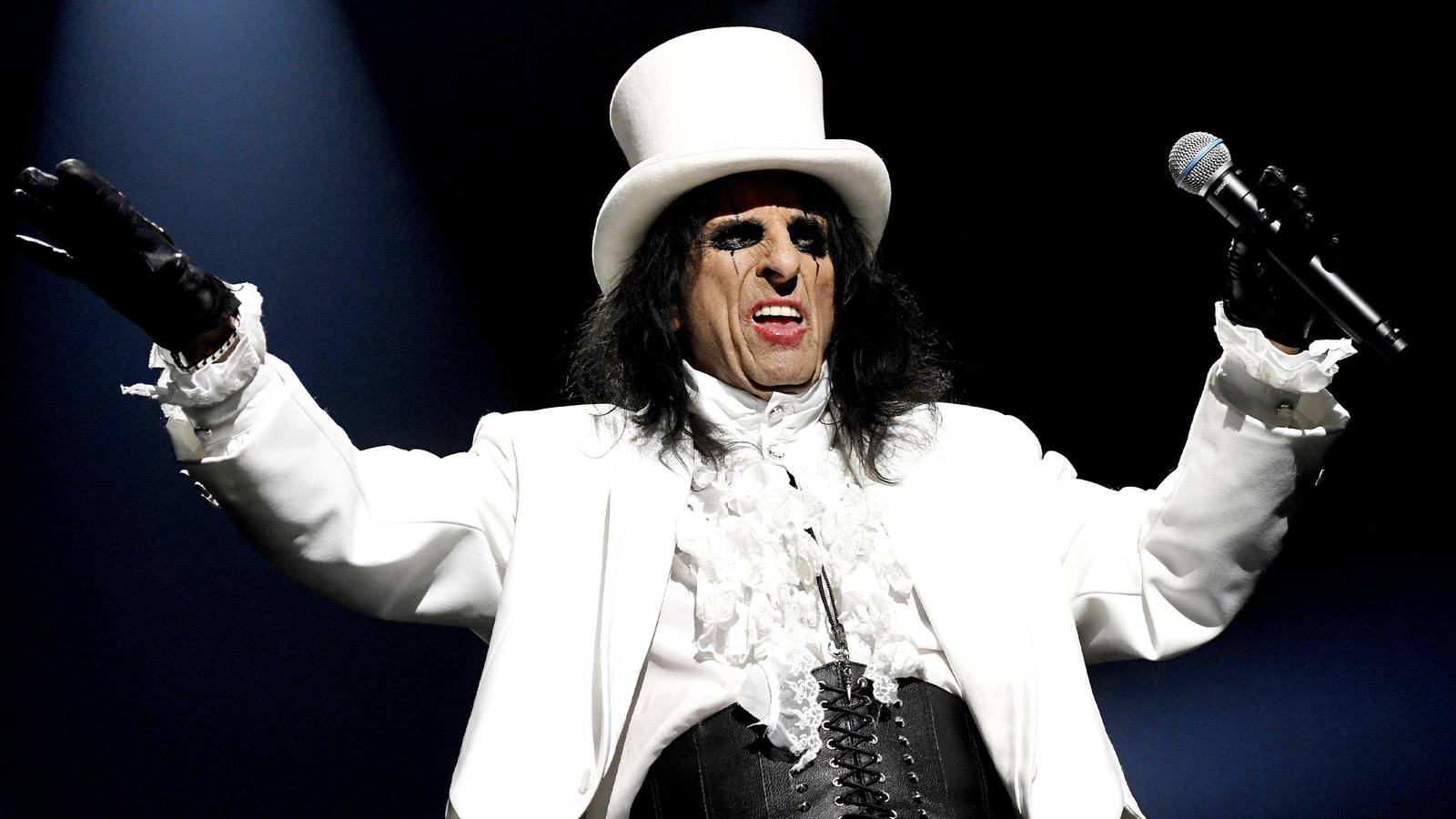 Alice Cooper Had One of the Biggest Radio Hits of the 1970s and Then ...