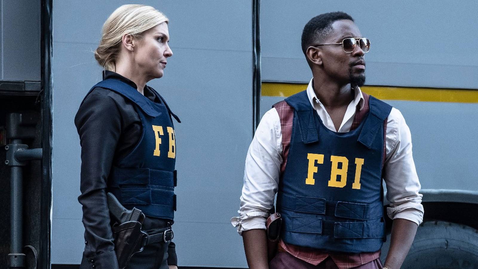 Netflix's Near-Perfect 2-Part Heist Thriller Is the Perfect Weekend Binge