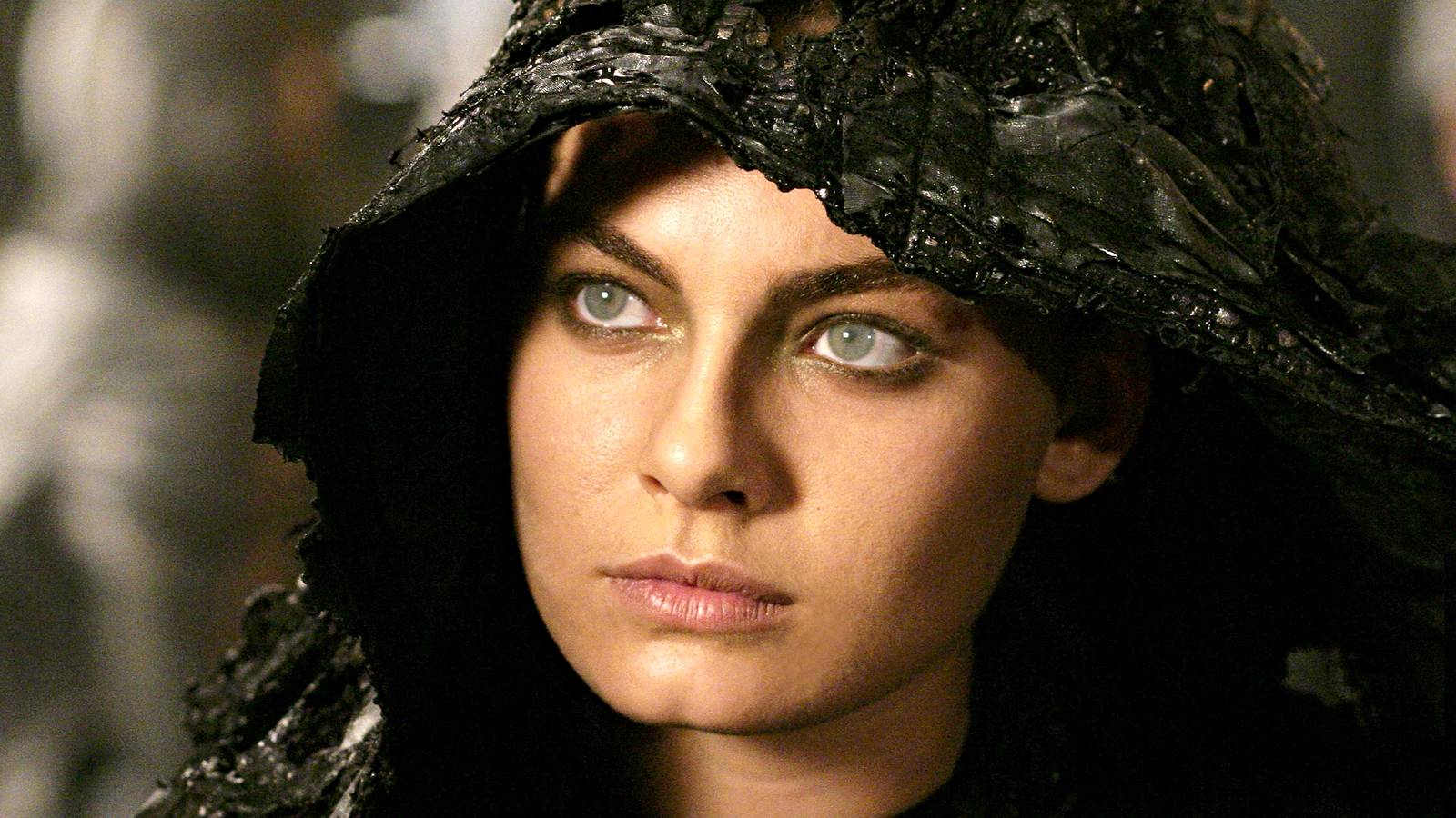 22 Years Later, This Wild $105 Million Sci-Fi Flop Is Crushing ...