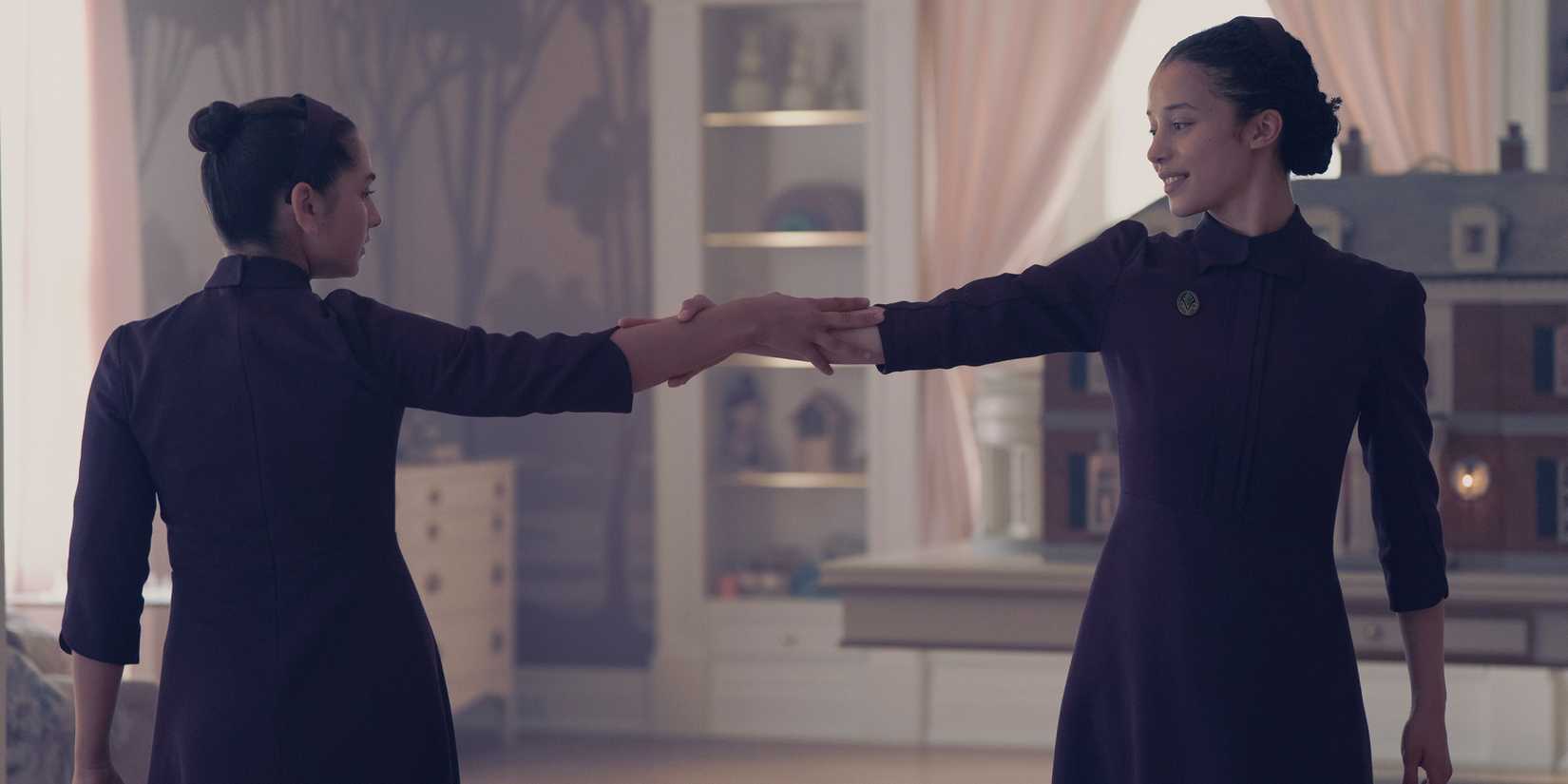 ‘The Testaments’ Star Breaks Down the Shocking Episode 9 Moment That ...