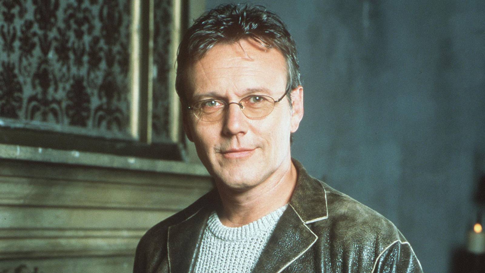 10 Greatest Giles Episodes of 'Buffy the Vampire Slayer'