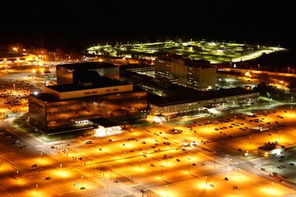 Laura Poitras Talks Citizenfour, First Impressions of Edward Snowden ...