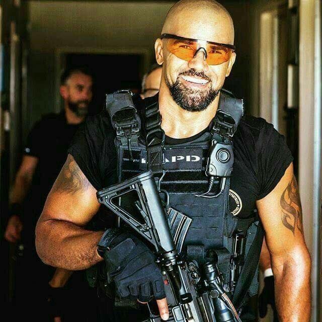 New Details About Upcoming 'S.W.A.T.' Spin-Off Tease More Original ...